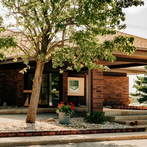 Orthodontic Services in Kendallville & Angola | E.L. Delling